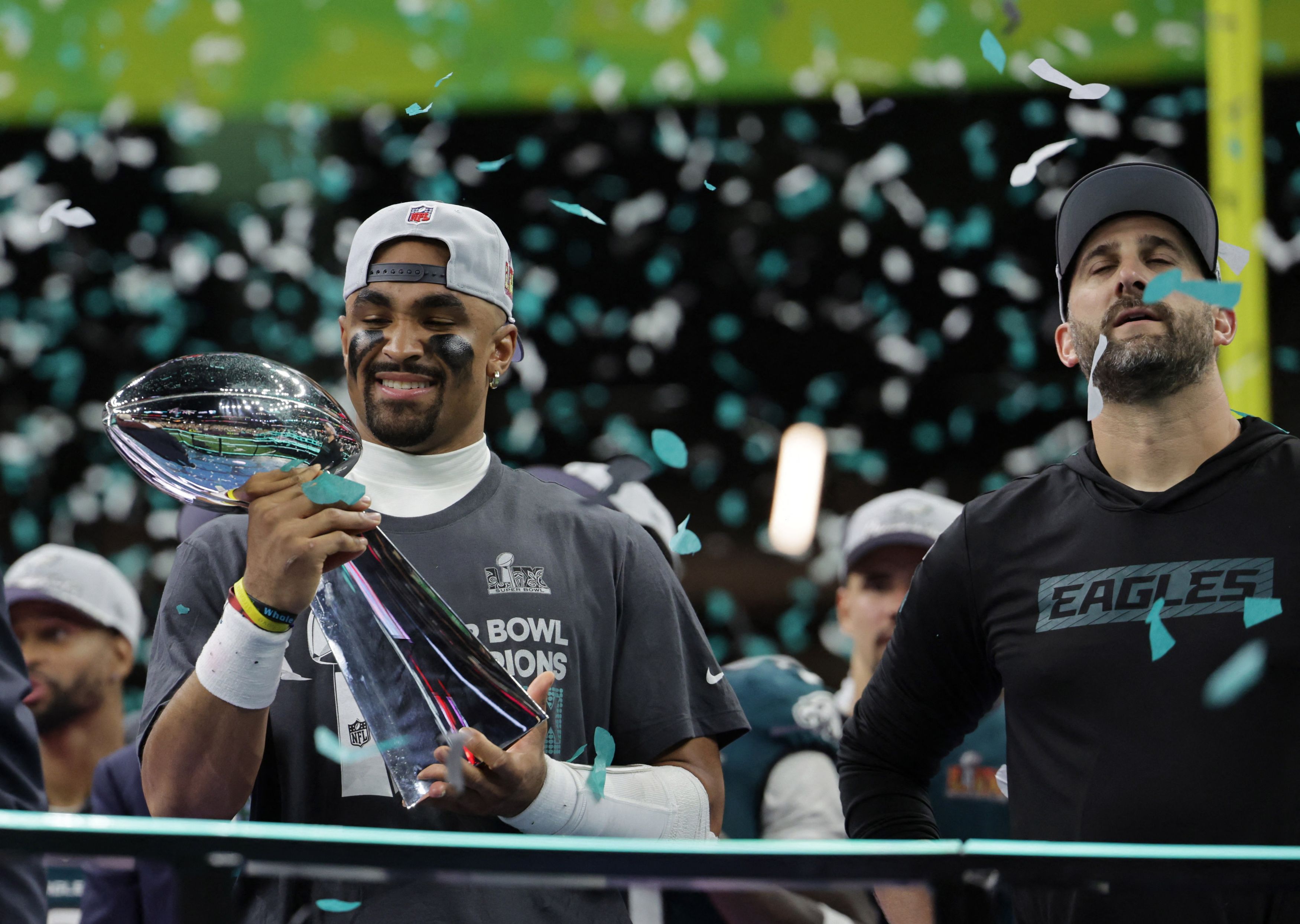 Super Bowl 2025 highlights: Philadelphia Eagles dominate Kansas City ...