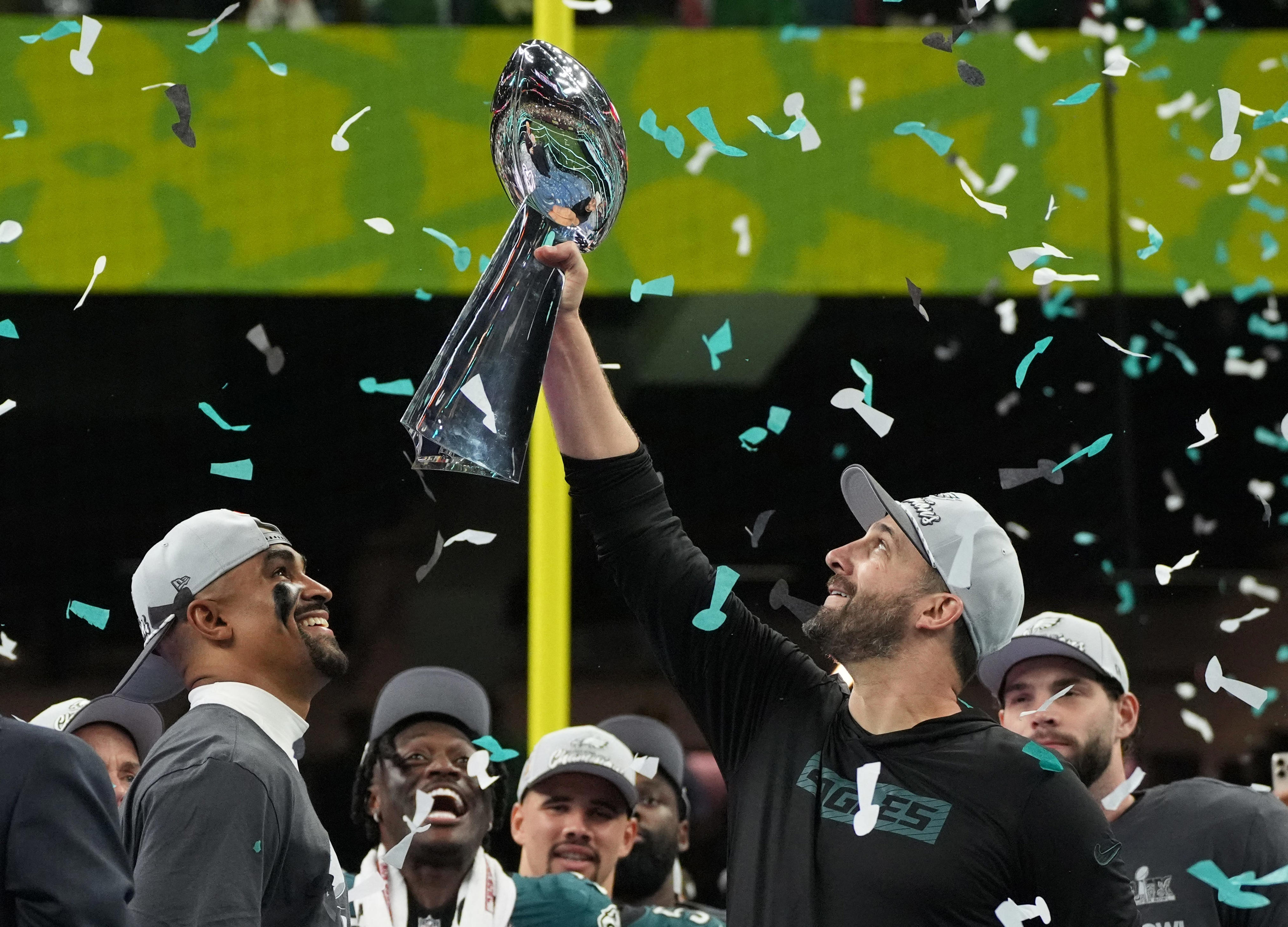12 Eagles photos of their exuberant 2025 Super Bowl postgame victory ...