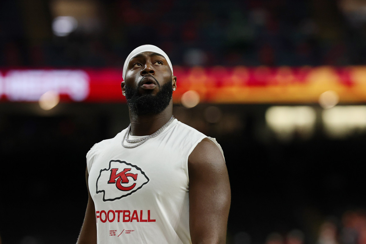 Chiefs Star Seen Crying Uncontrollably During Super Bowl