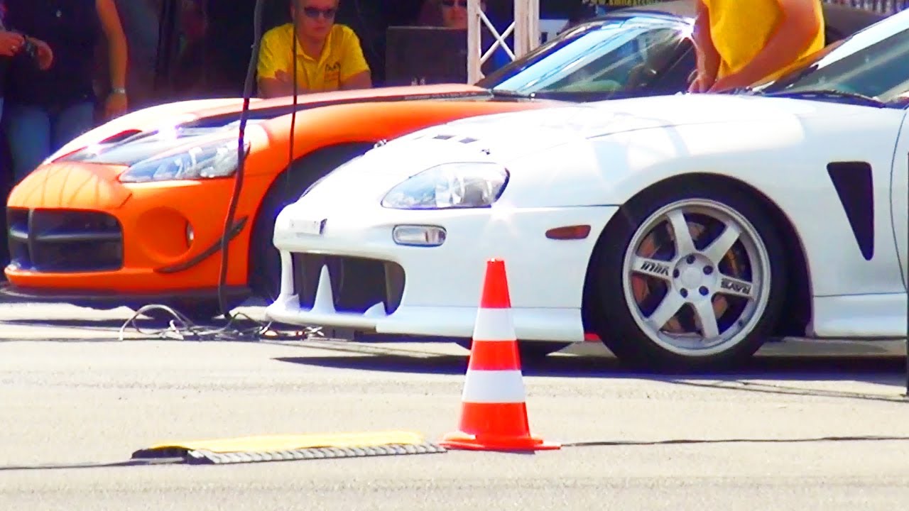 Toyota Supra Turbo vs Dodge Viper – 1/4 Mile Drag Race Acceleration Battle!