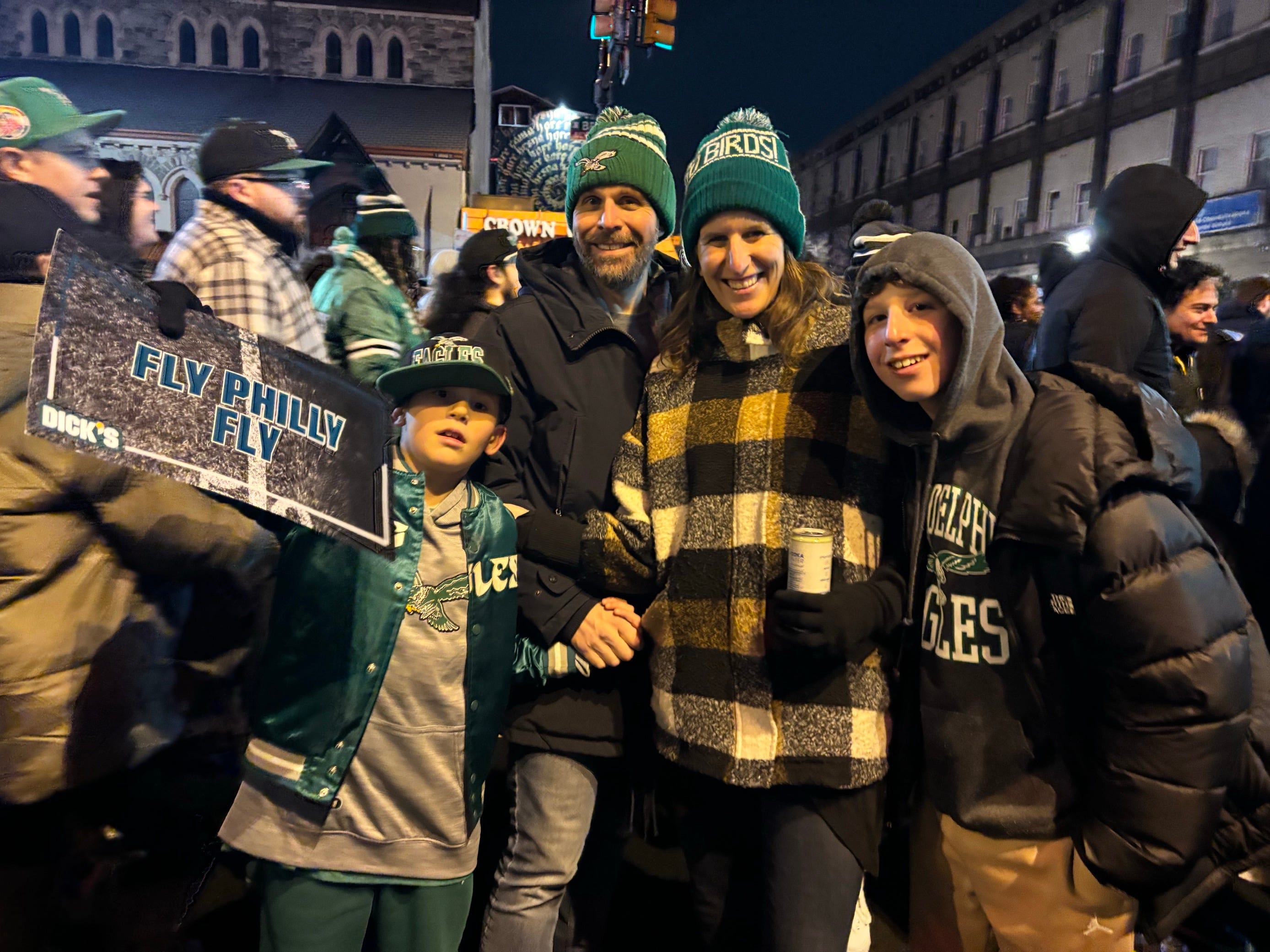 Live updates: Eagles fans on Broad Street in Philadelphia, celebrating ...