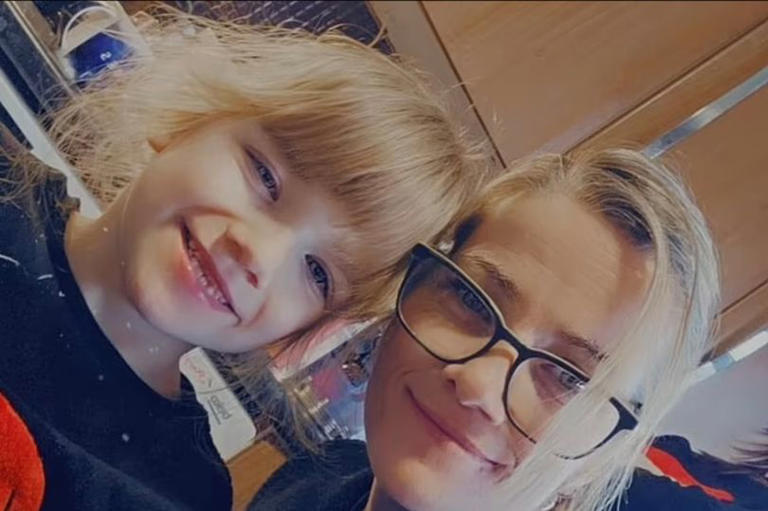 Grieving Scots to line streets for 'final journey' of schoolgirl Hope ...