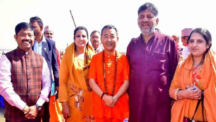Mahakumbh 2025: Sikkim CM Prem Singh Tamang takes holy dip in Sangam ...
