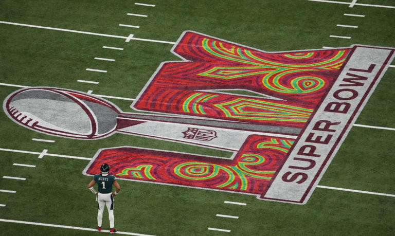Super Bowl scorebug: Fans hate Fox's new scorebug for Chiefs vs Eagles