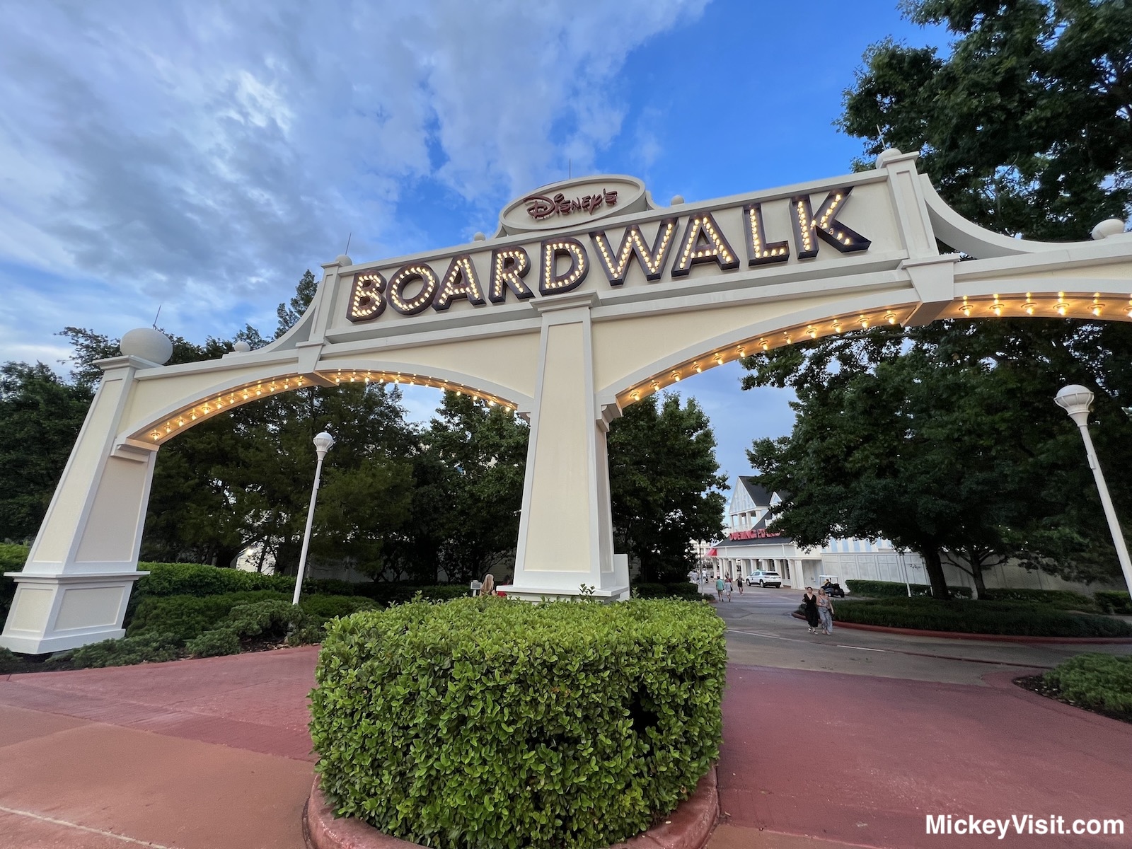 Beloved Disney World Bar Closing Permanently Very Soon, See Dates and ...