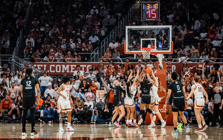 Texas vs South Carolina game score: Replay, highlights as Longhorns ...