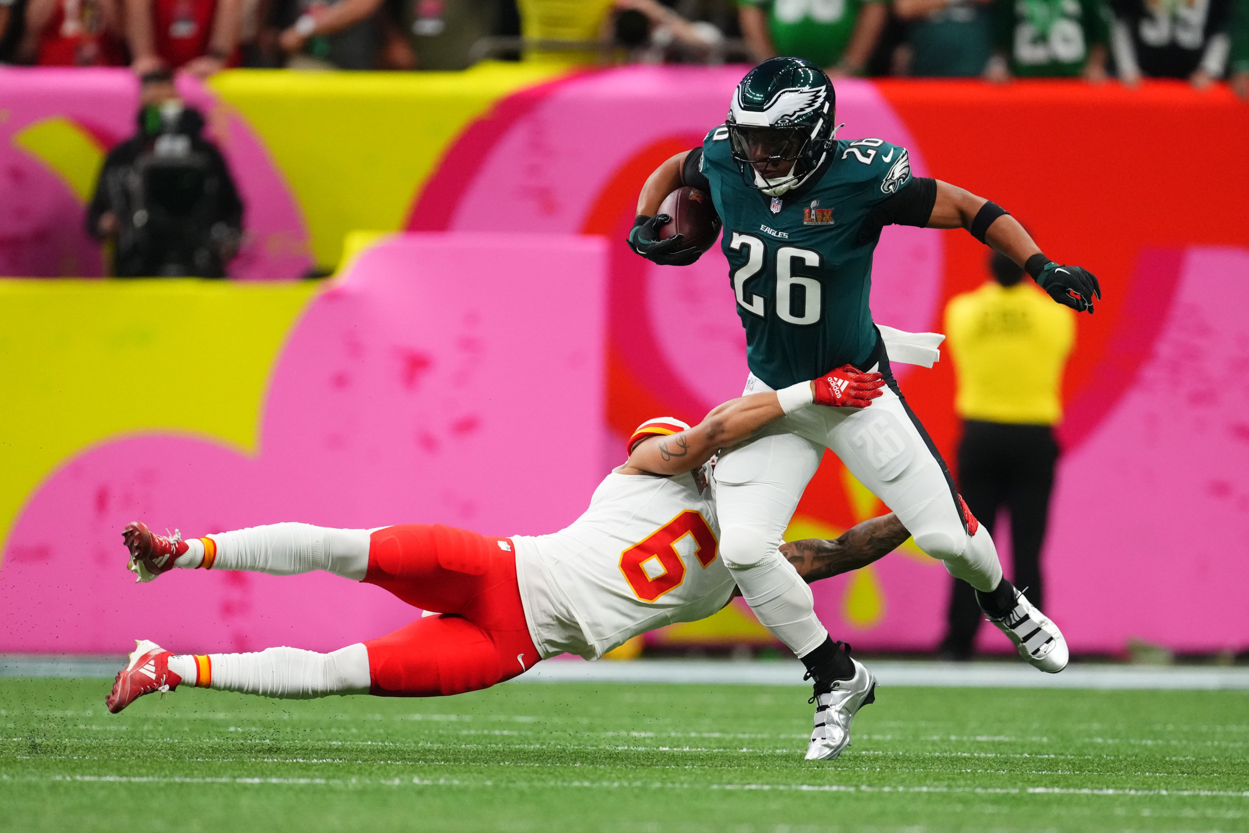 Eagles' Saquon Barkley Sets New All-Time Record at Super Bowl LIX