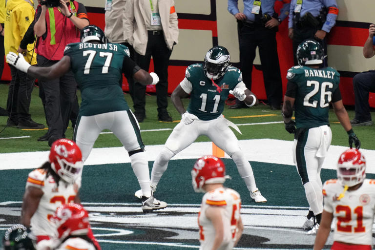 AJ Brown pays tribute to LeBron James with his Super Bowl celebration