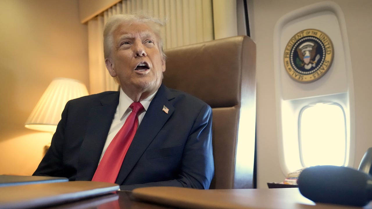 Trump to announce 25% tariffs on steel and aluminum on Monday