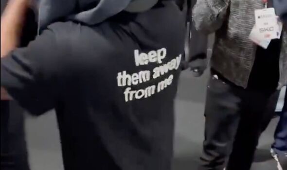 Kendrick Lamar's telling five-word slogan on back of shirt exposed ...