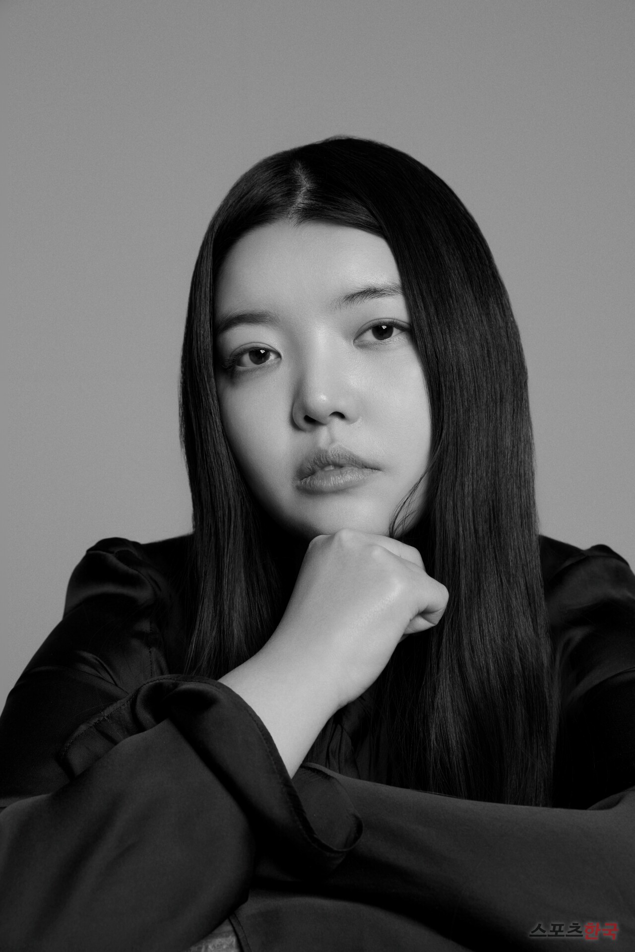 백지수 디자이너, 패션을 예술로 빚다