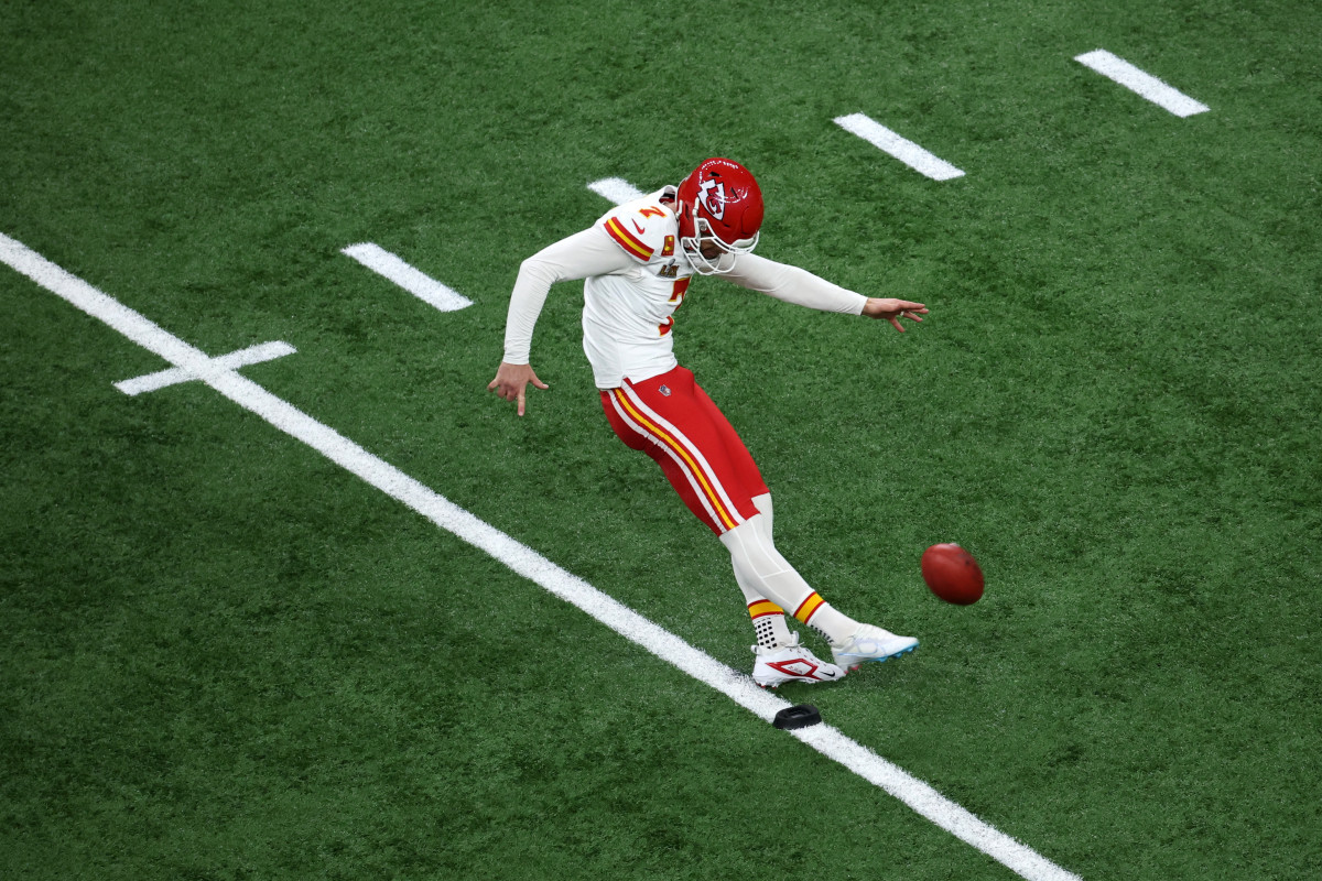 NFL Fans Can't Believe League's Stupid Onside Kick Rule