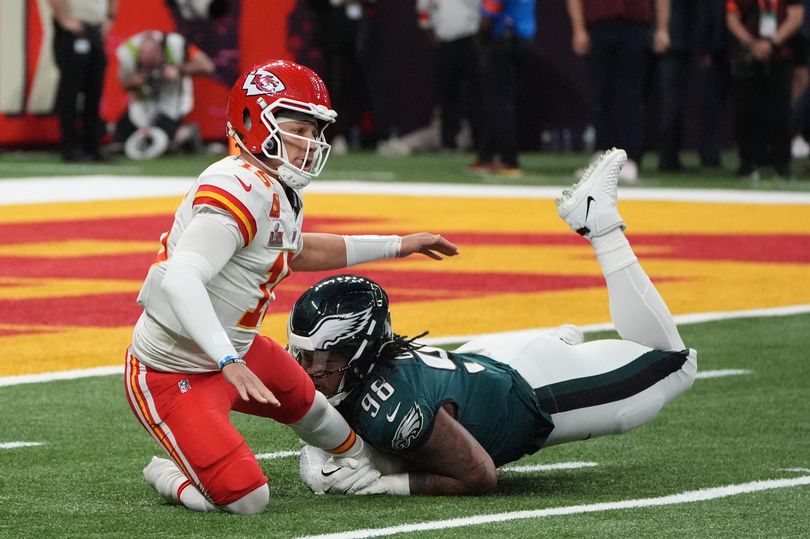 Patrick Mahomes concussion theory emerges after uncharacteristic Super ...
