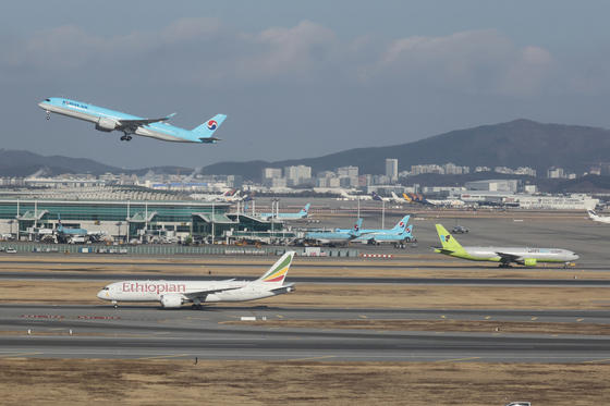 1 in 4 Korean flights delayed last year, data shows