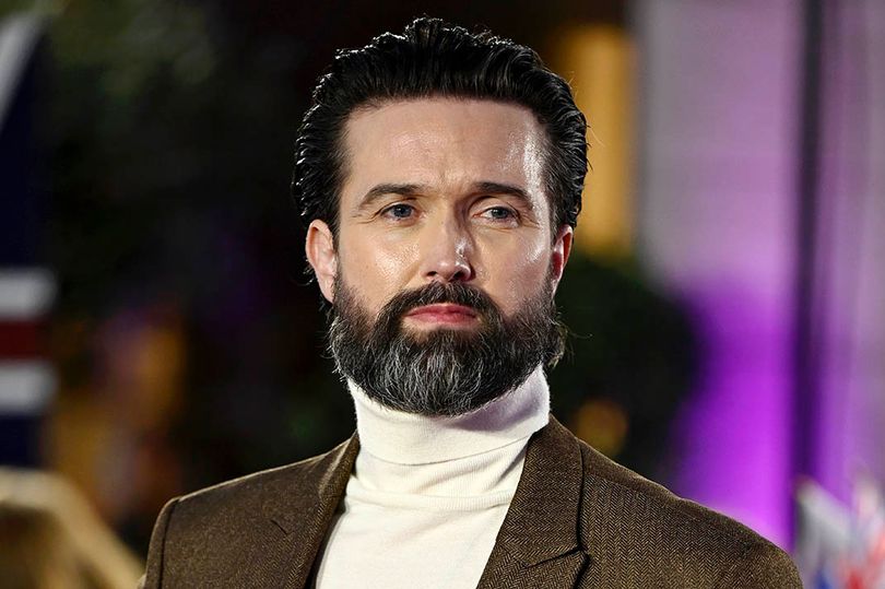 Inside Unforgotten star Emmett J Scanlan's life from famous wife to ...