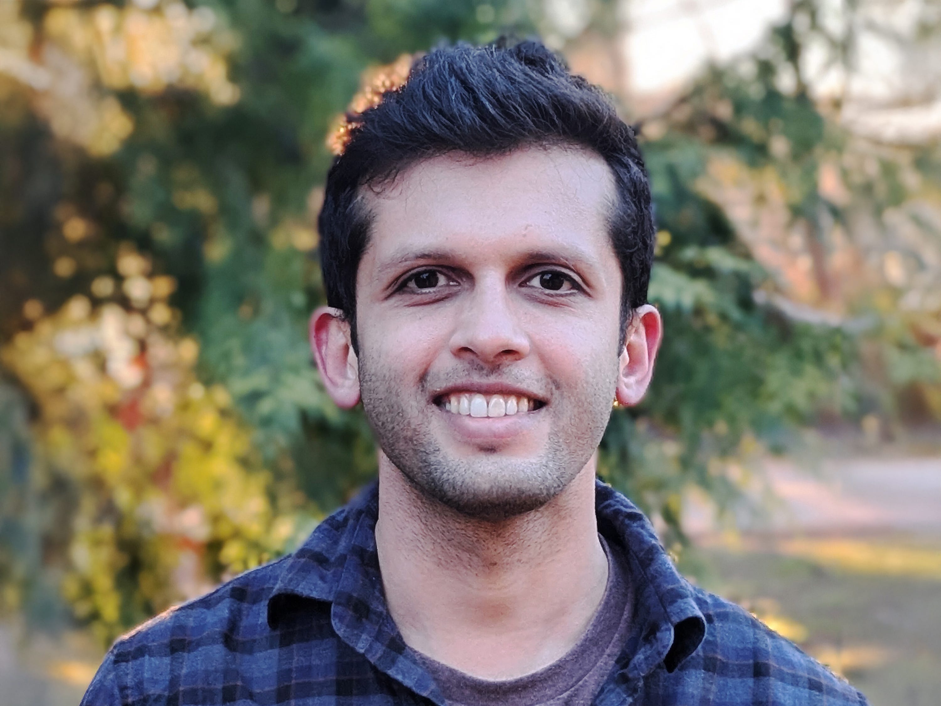 A software engineer shares the résumé that got him on-site interviews ...