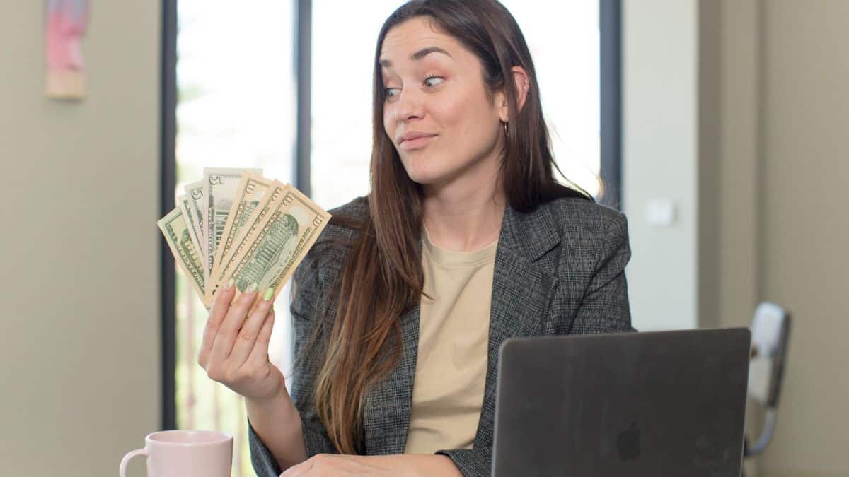 10 Zero-Risk Side Hustles That Actually Pay Decently