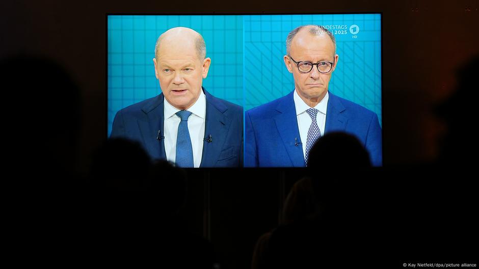 German election: Voters say Scholz-Merz 'duel' was a draw