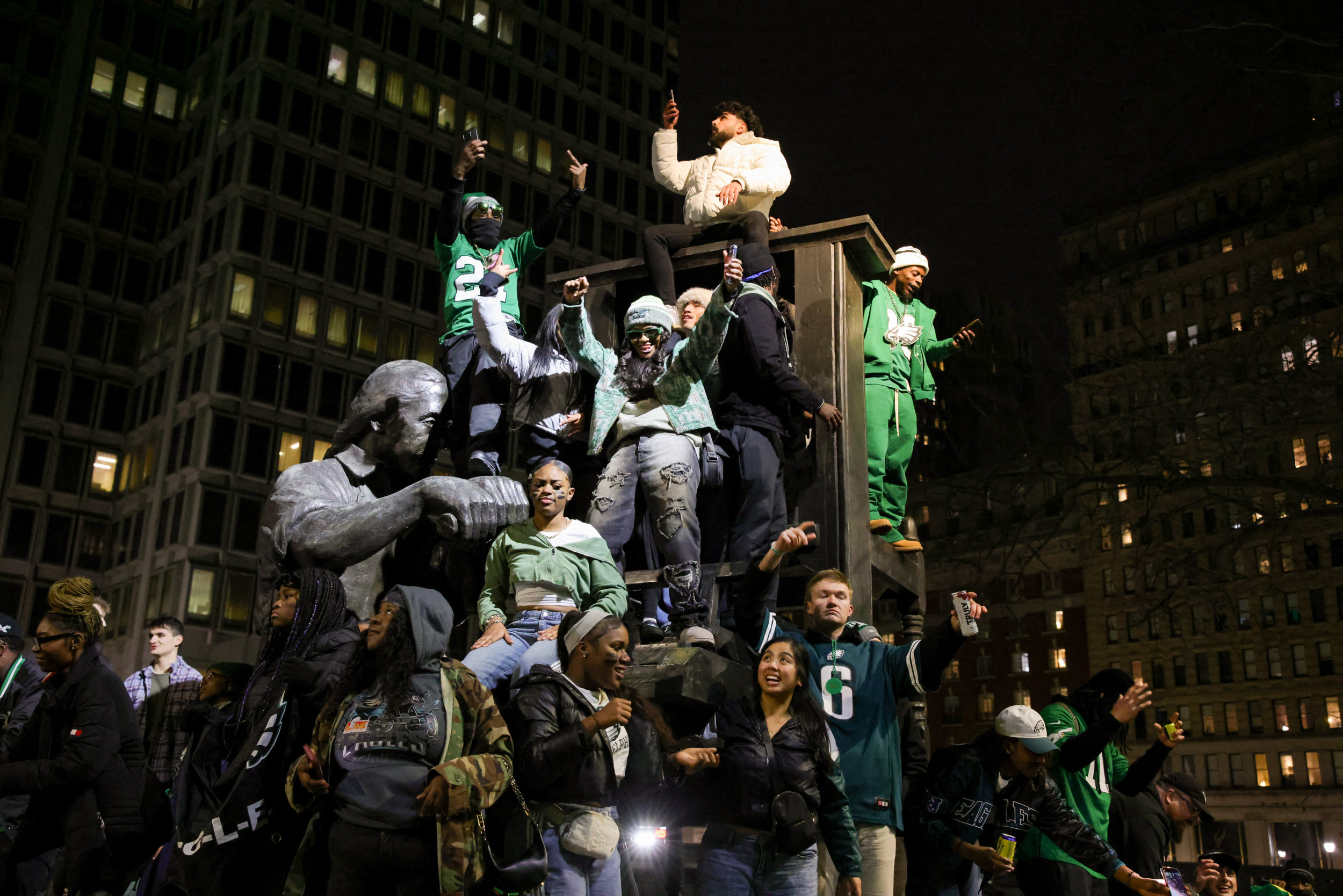Looting Breaks Out in Philadelphia After Eagles Win Super Bowl