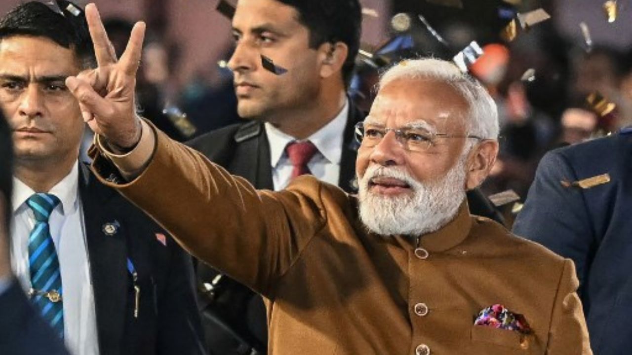 PM Modi embarks on key visit to France, US; 'Have very warm ...