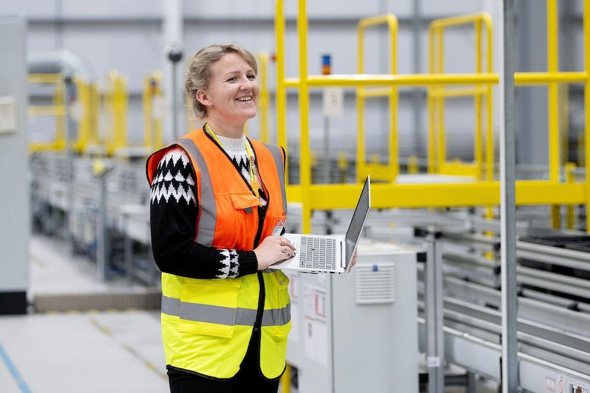 Northampton apprentice helps Amazon announce 1,000 new UK apprenticeships