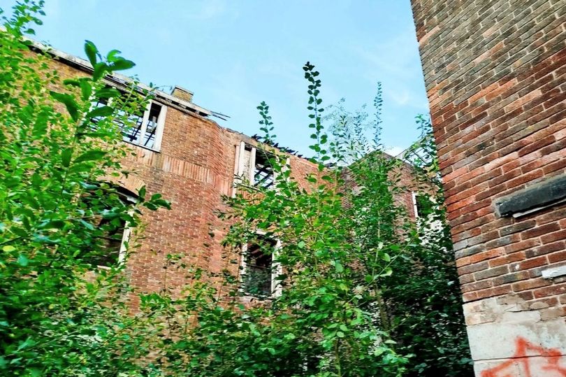 Inside abandoned 'hospital for the insane' left to fall into ruin