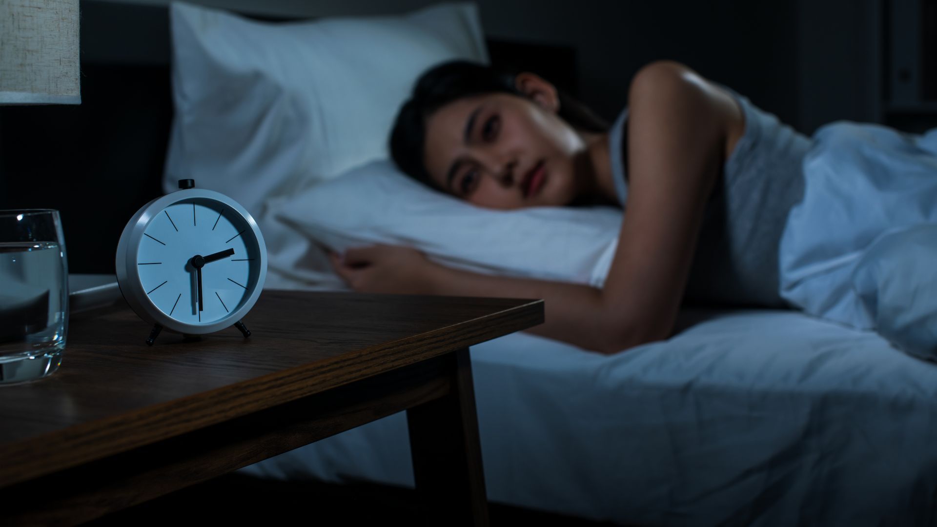 Can't sleep for more than 6 hours? Experts share 3 common reasons why ...