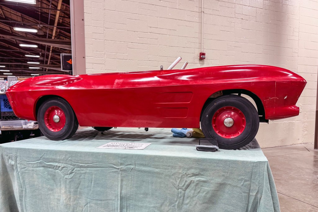 2025 Auto Mania: Car Parts And Memorabilia Under One Roof