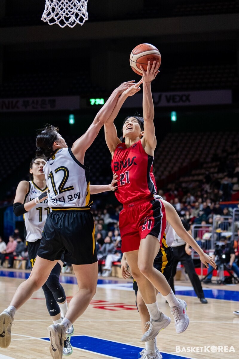[BK포토] 부산 BNK SUM vs 청주 KB 스타즈 경기 화보