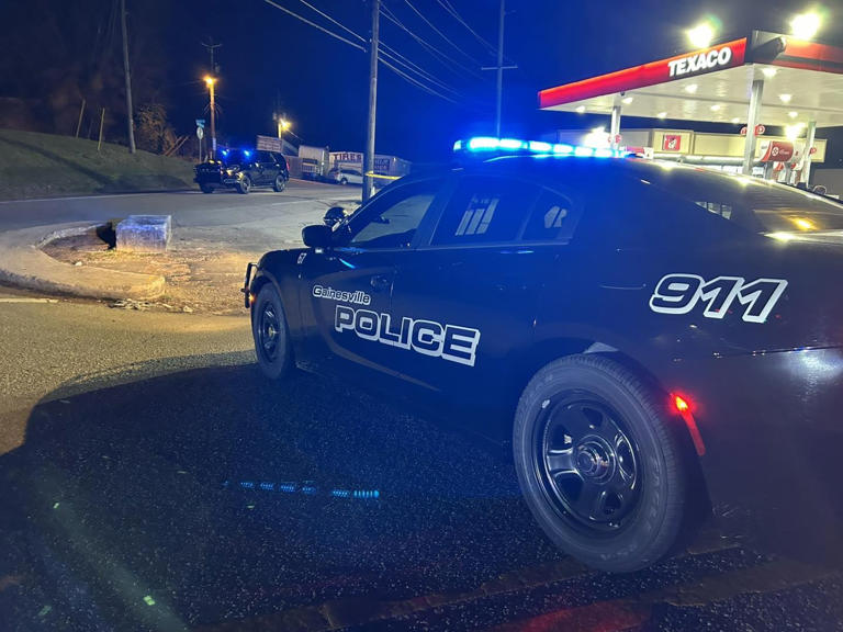 Man killed, woman injured in Gainesville shooting, police say