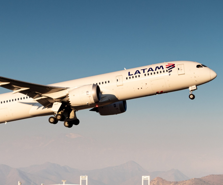 Latam movilizó 5,8% más pasajeros en enero frente al mismo lapso de 2024