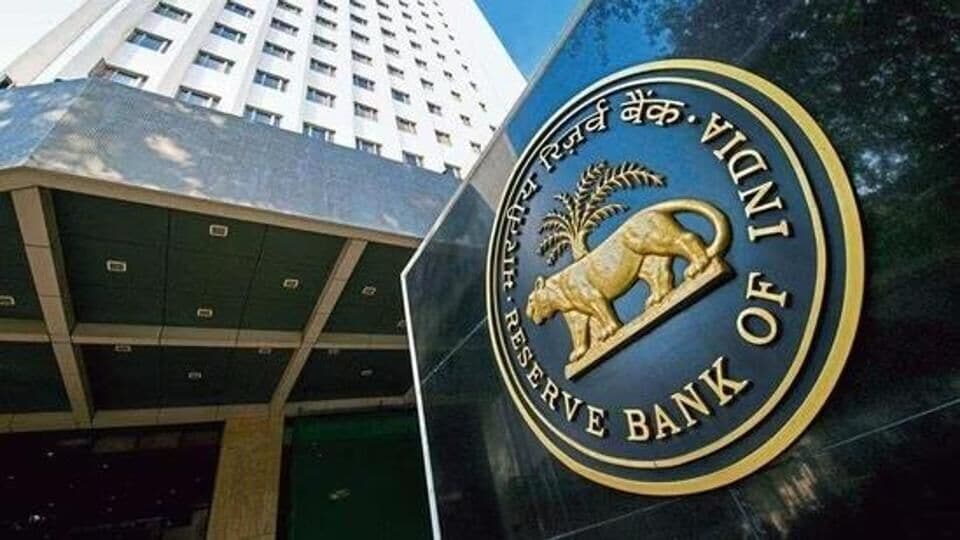 RBI intervenes to stop rupee’s fall to 88 to a dollar