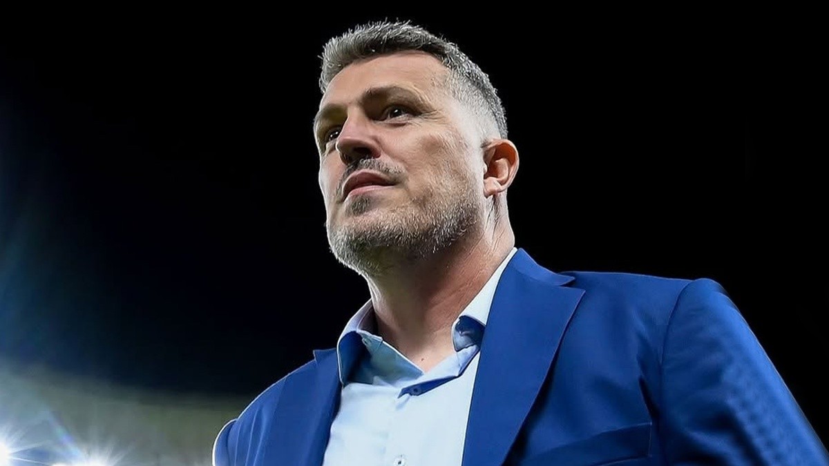 Could He Be Fired? Chivas Management Has Made a Decision on Óscar ...