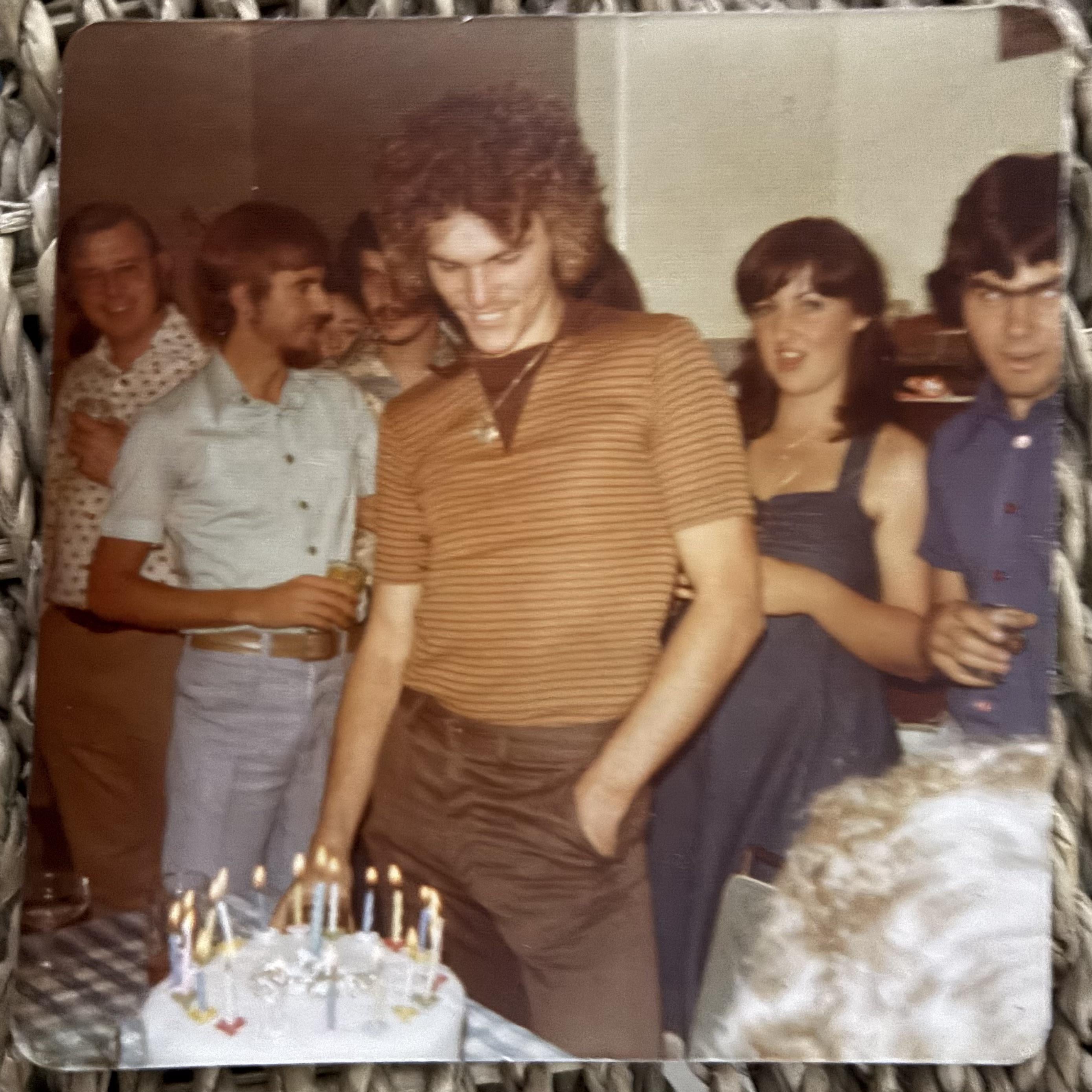 25 Photos Of What Life Looked Like In 1977