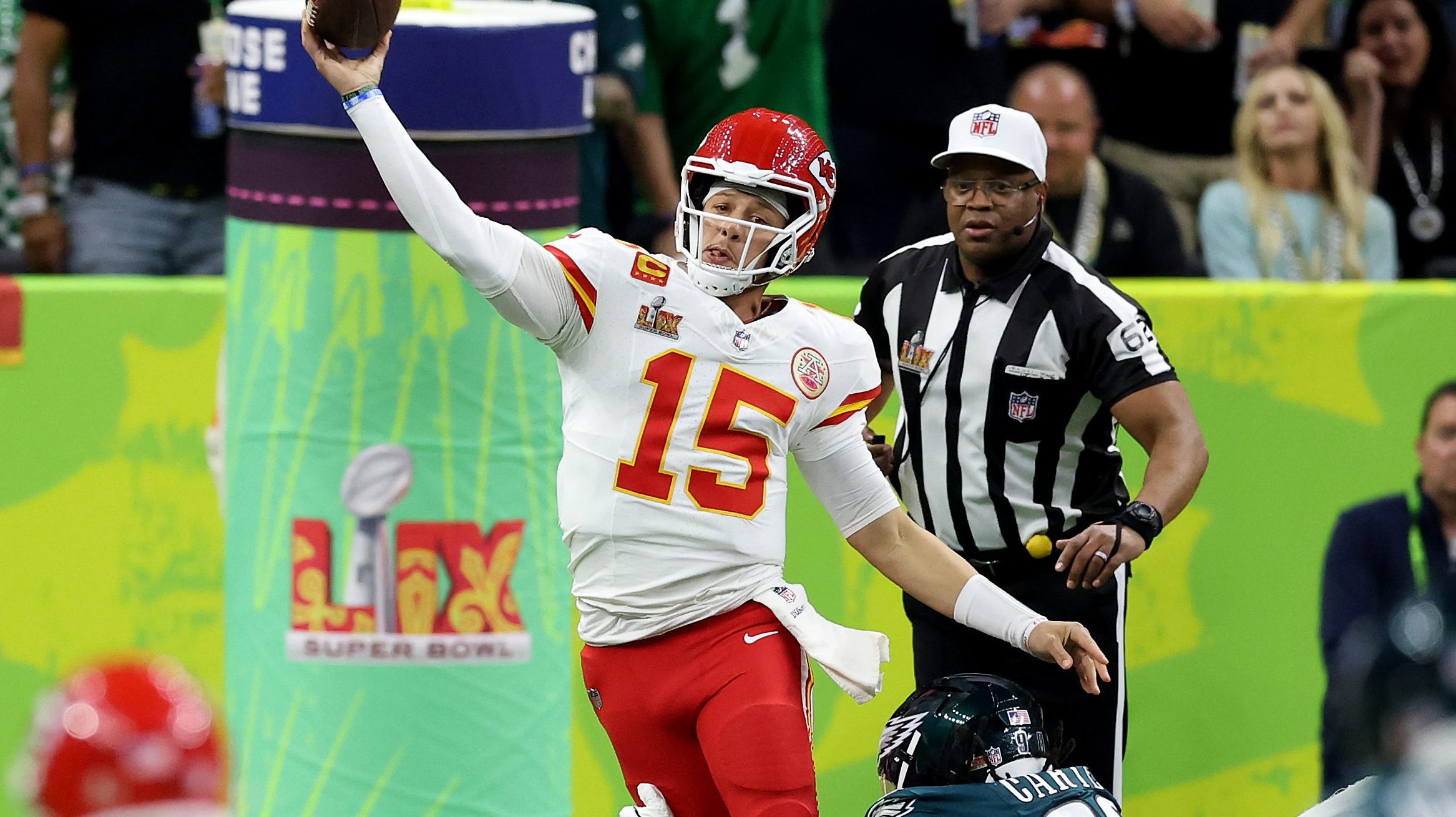 NFL Great’s Viral Super Bowl Post Rips ‘Ref Narrative’ as Chiefs Fall ...