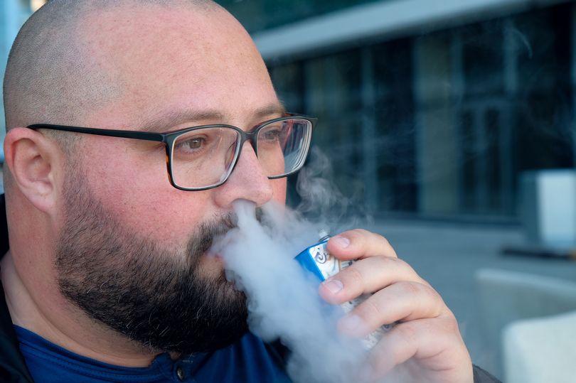 Warning over 'scary' vaping side effect on the tongue ahead of ...