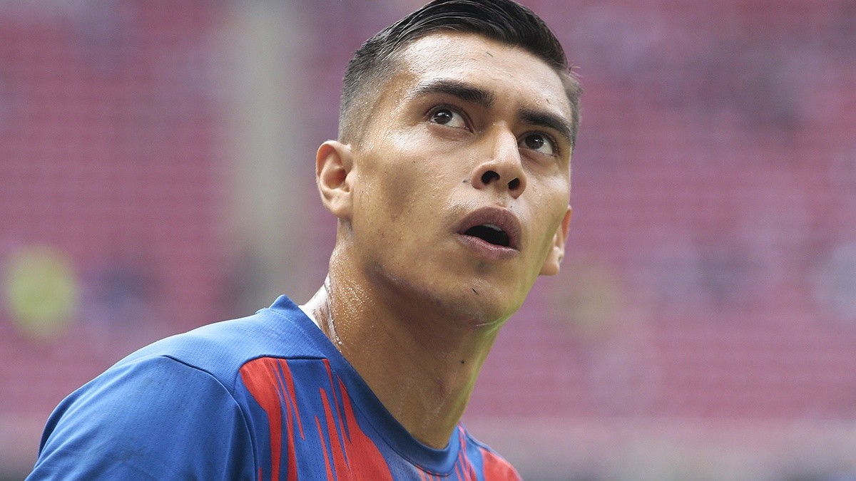 Chivas: Tala Rangel slammed for blunder against Xolos; Another Memo Ochoa?