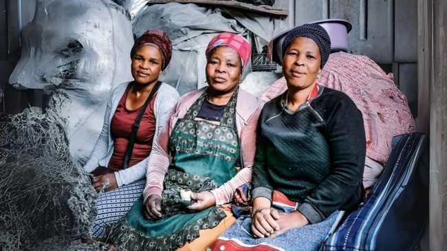 Durban’s disappearing beauty: Street photographer captures a city in flux