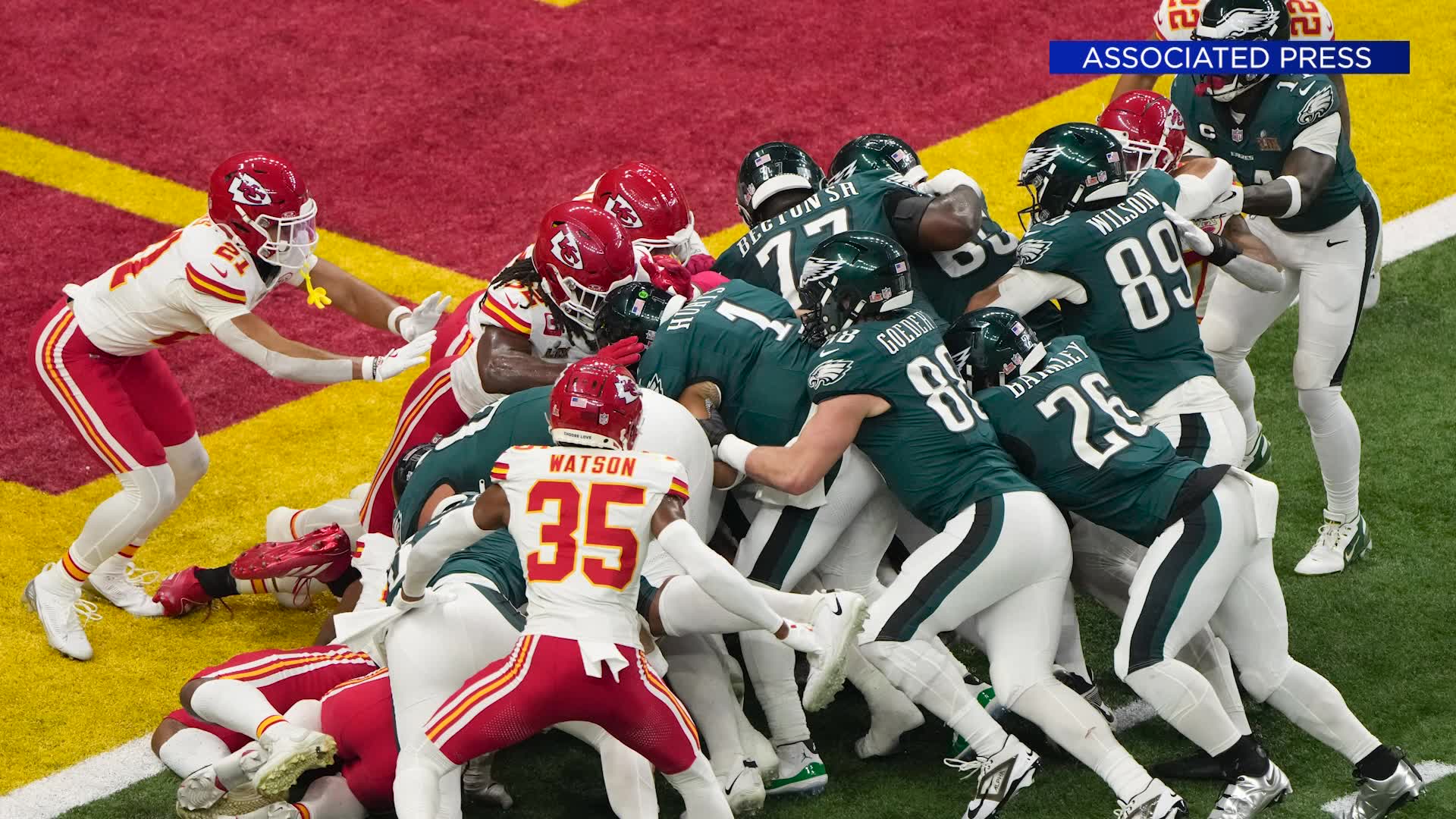 Eagles spoil Chiefs' three-peat bid, win Super Bowl 40-22