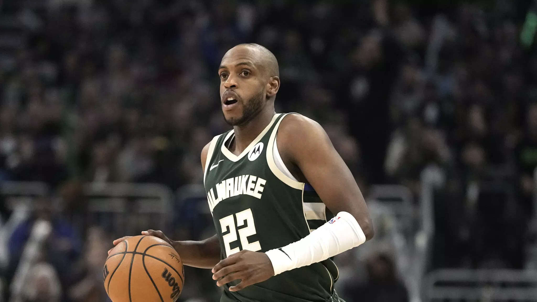 Will Khris Middleton play tonight against the San Antonio Spurs? Latest ...