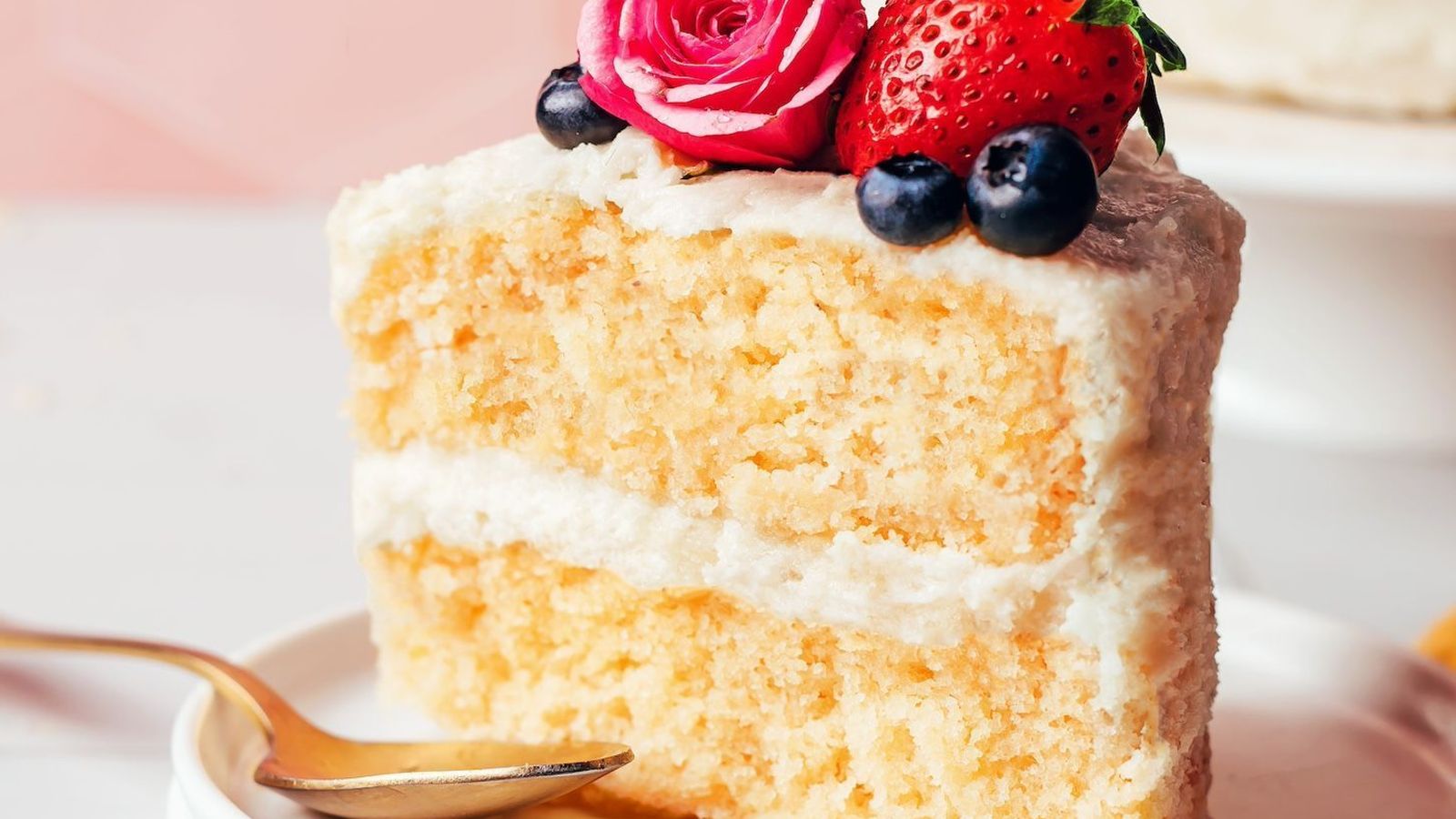 One-Bowl Wonders: 19 Cakes with Zero Hassle, All Flavor