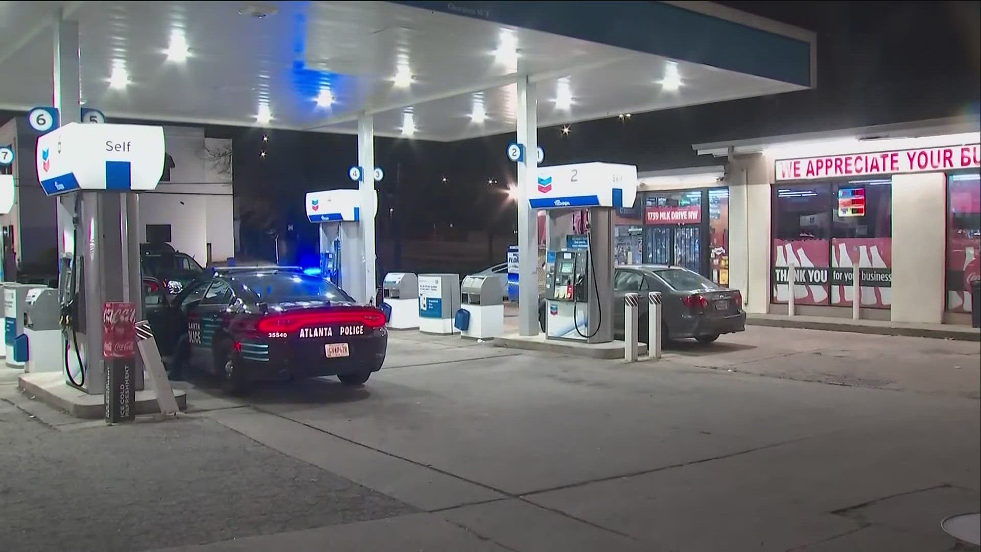 Atlanta Police investigate shooting on MLK Drive