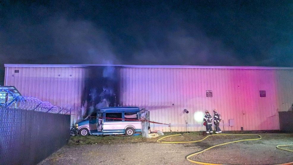 Eugene Springfield Fire quickly contain West 11th blaze