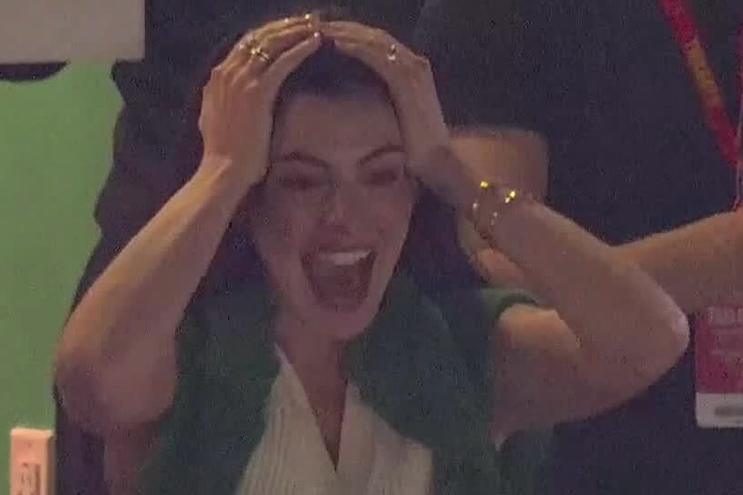 Anne Hathaway Has the Most Excited Reaction While Watching the Eagles ...