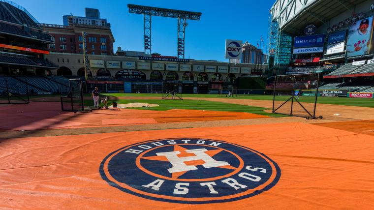 Astros have 4-year offer on table for $200 million All-Star, per insider