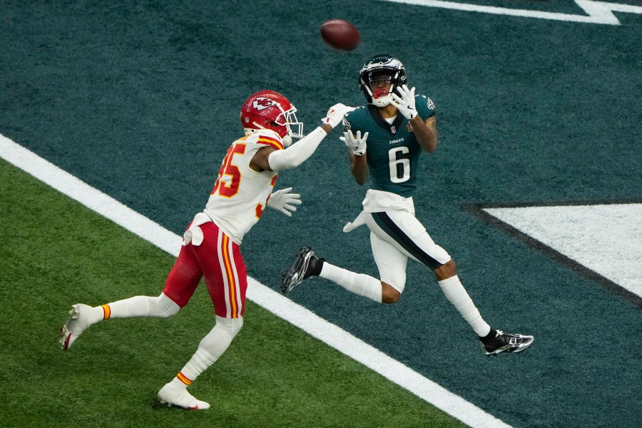 Eagles deny the Chiefs a Super Bowl three-peat with dominant defense in ...