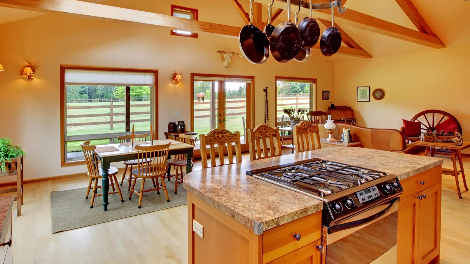 How to Pull Off ‘Rich Ranch’ Decor Like You’re a Designer