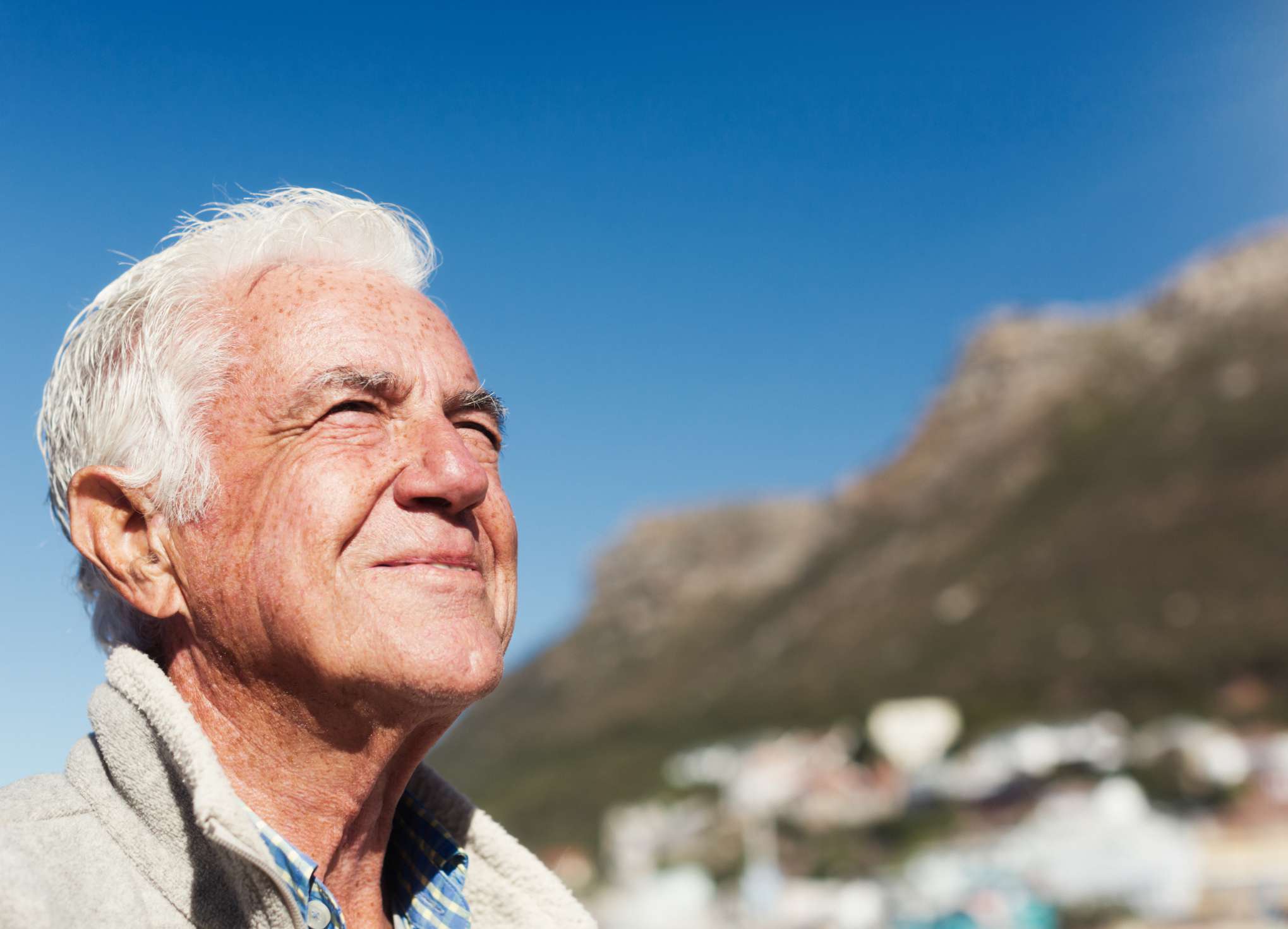 Eye Floaters: Dark Strands in Your Line of Sight