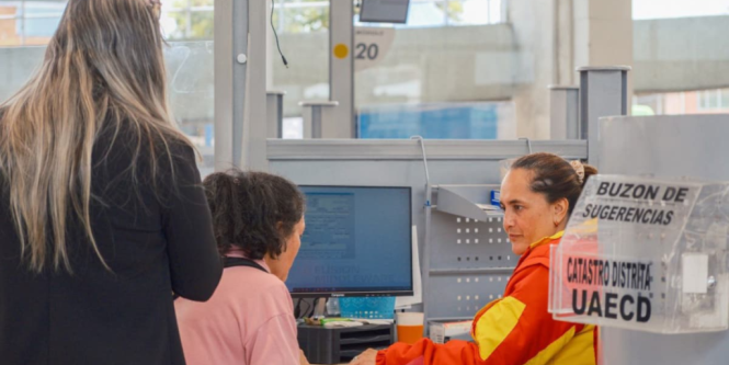 ¿Cómo acceder al SuperCade virtual y qué trámites puede realizar?