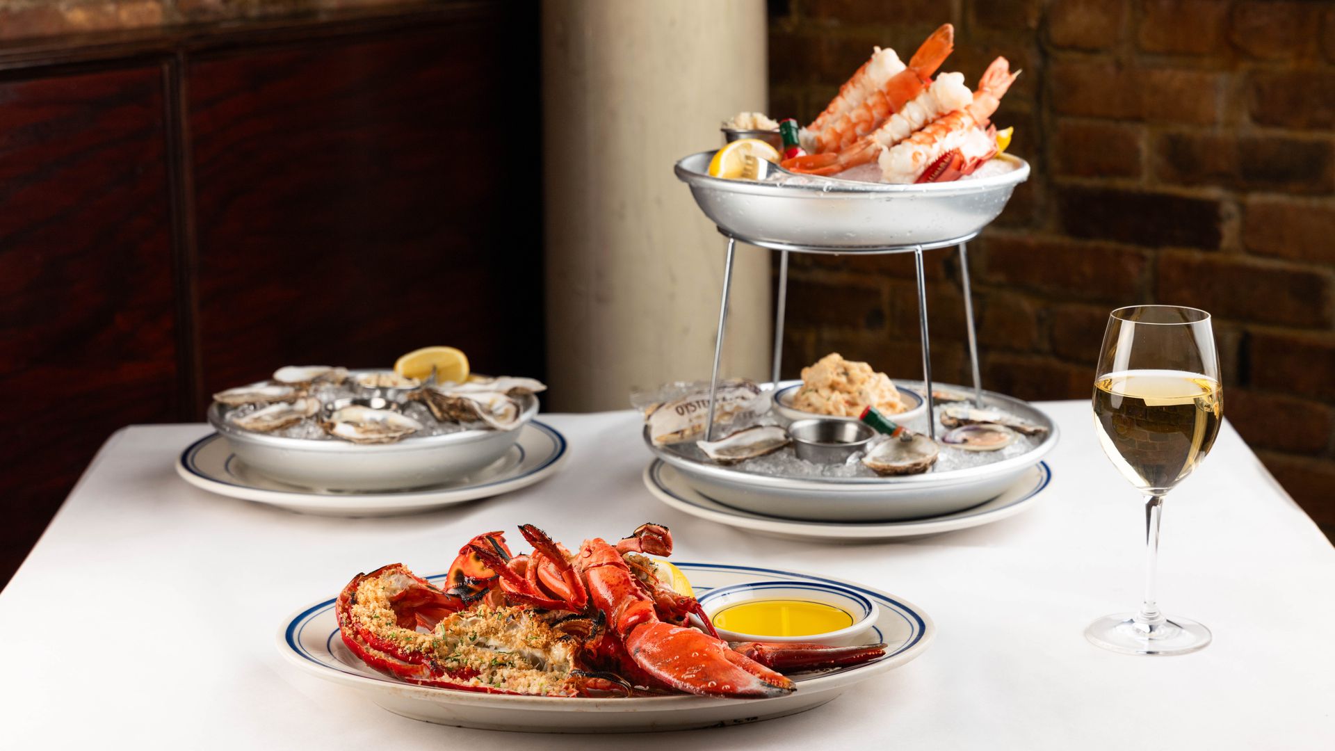 Lundy’s Red Hook Revival Keeps the Spirit of the Original 1920s Restaurant